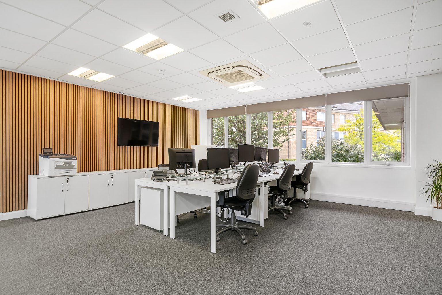 Commercial Office Renovations London | Frontline Construction